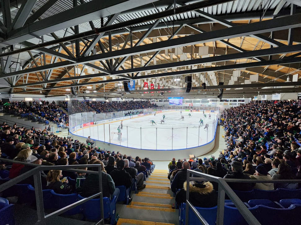 Broncos and Bedard pack InnovationPlex - SwiftCurrentOnline.com - Local news, Weather, Sports ...